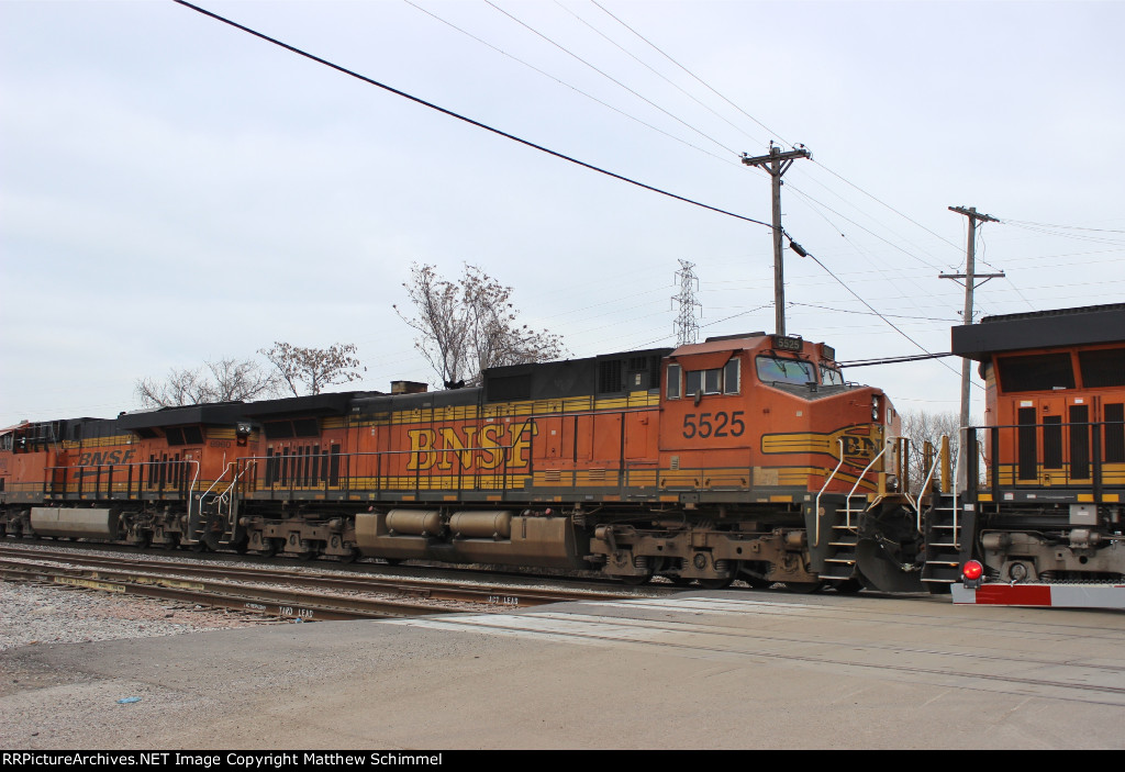 BNSF 5525